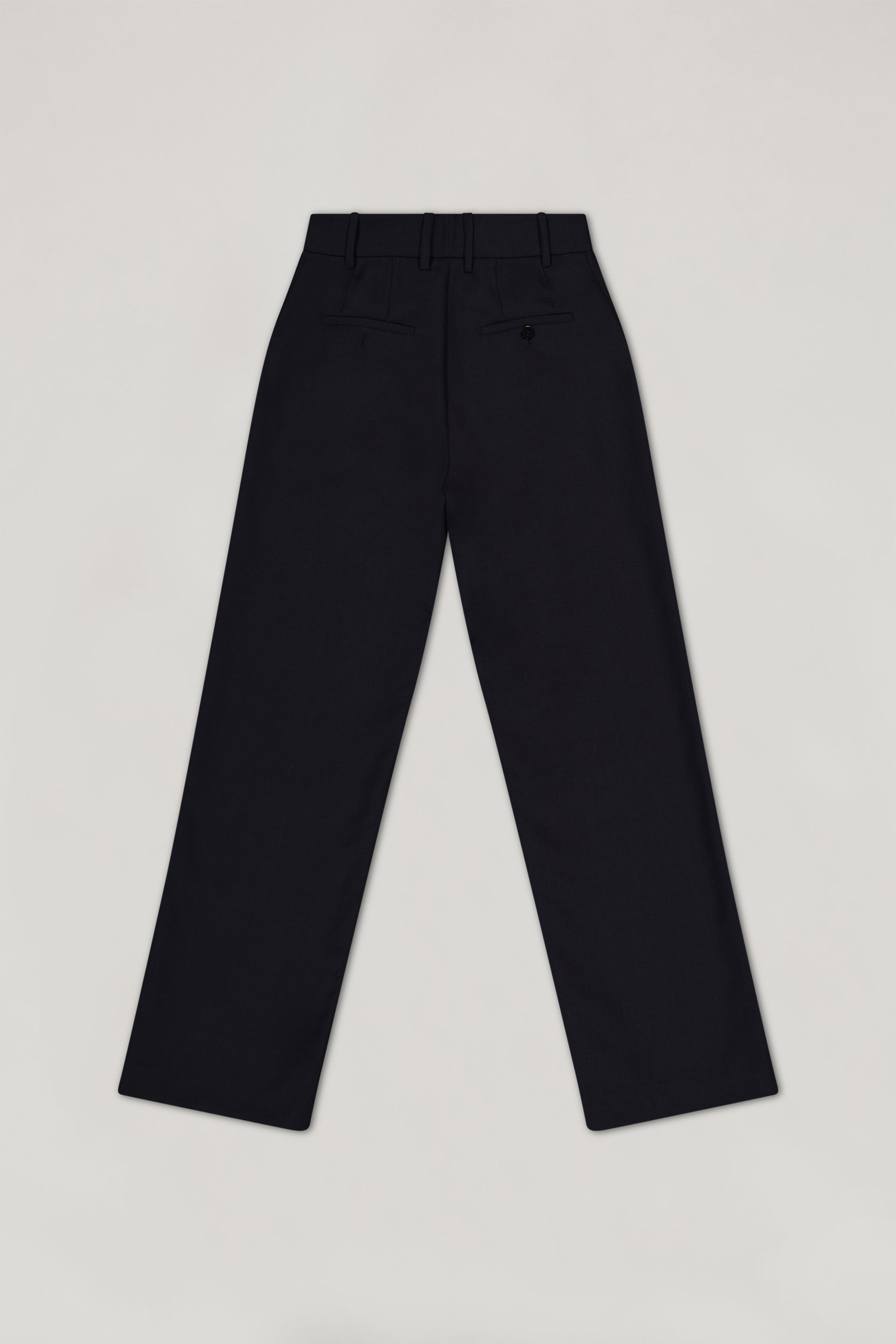 THE STRAIGHT LEG TROUSER